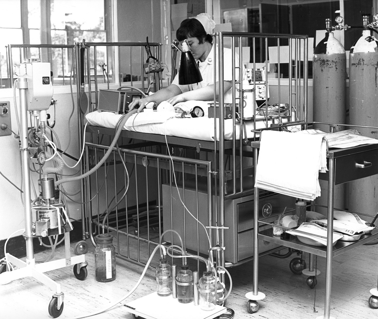 Dr John Stocks Trialled a New Method to Keep Babies’ Lungs Inflated ...